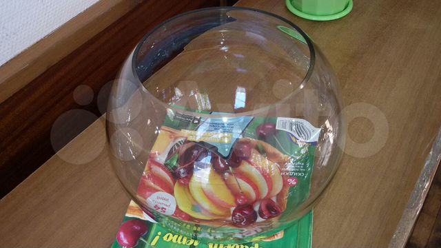 Круглый аквариум